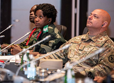 Coopération RDC-USA : un sergent des FARDC a pris part à la conférence ...