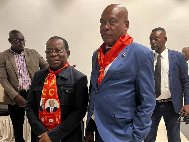 RDC-Gouvernement Sama Lukonde 2 : Steve Mbikayi accuse Bahati Lukwebo d ...