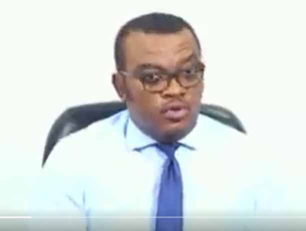 Vidéo : Ancien PPRD, le ministre de la Fonction Publique Jean-Pierre ...