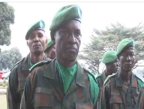 RDC : Les FARDC présentent à la presse leur nouvelle tenue officielle (vidéo) - MINGA MEDIA