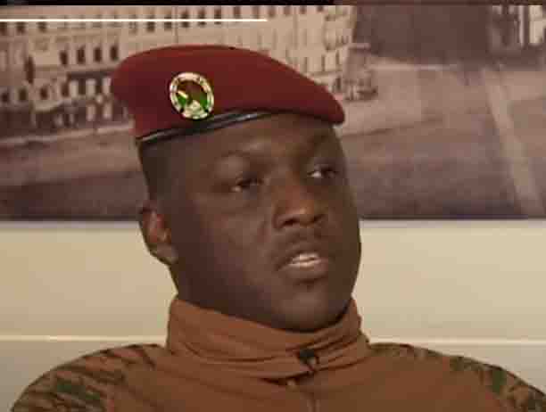 Vidéo : Interview exclusive du capitaine Ibrahim Traoré, président de ...