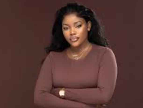 RDC : La tiktokeuse Maria Ntumba arrêtée ce vendredi dans sa boutique d ...