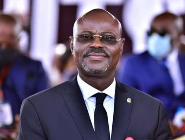 RDC-Rwanda : Le ministre de la défense Guy Kabombo ordonne que tout document sur un dialogue ...